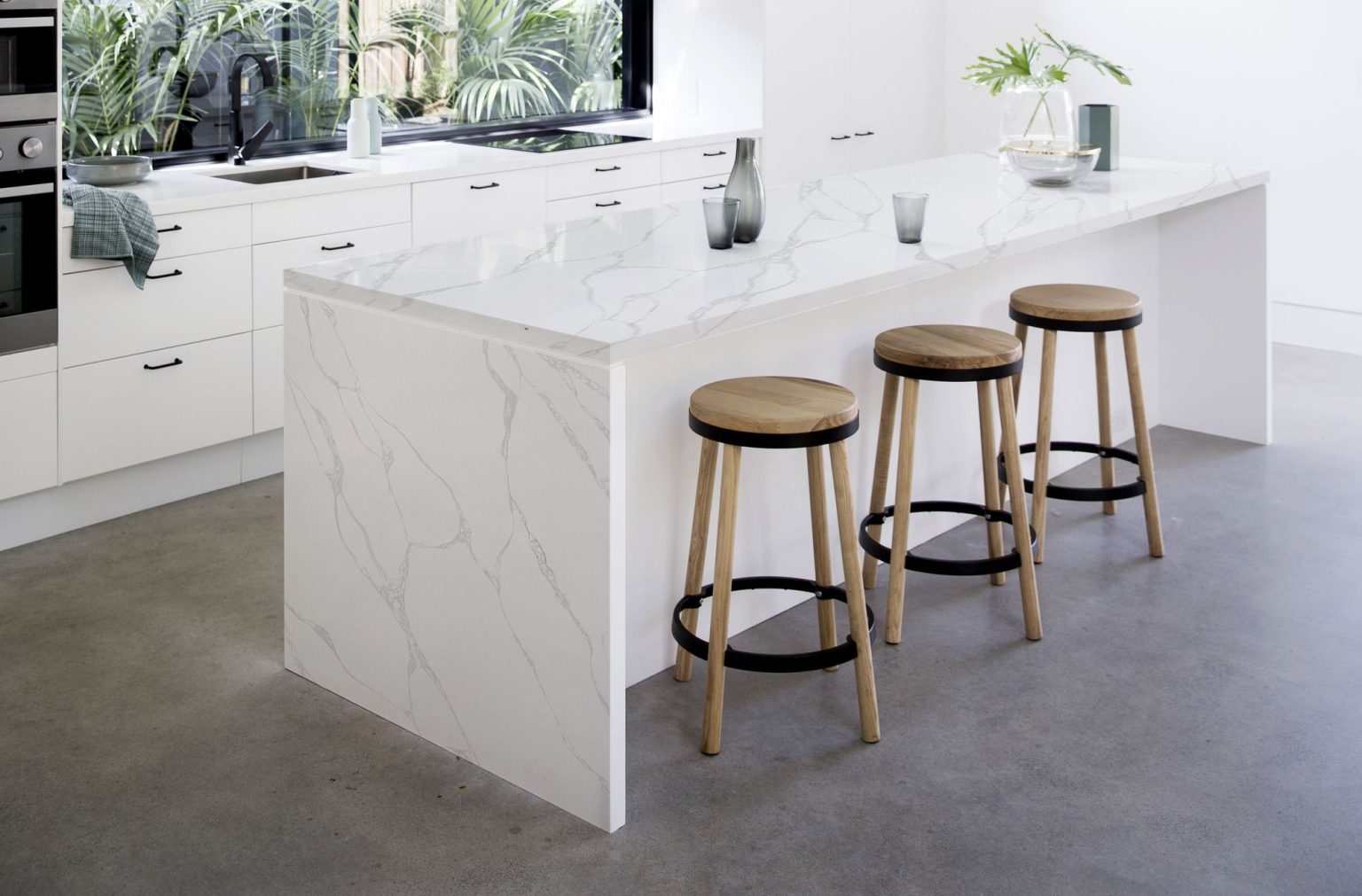 Calacatta Rocky - VIVA by Pacific | Quartz for Kitchen Countertops